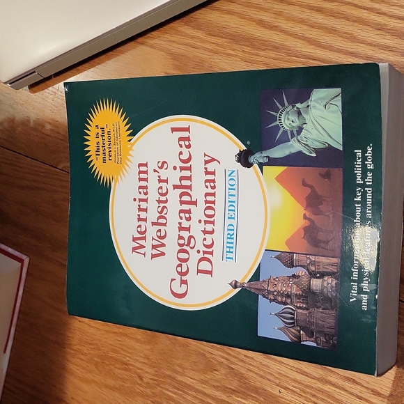 Merriam Webster | Other | Merriam Webster Geographical Dictionary 997 ...